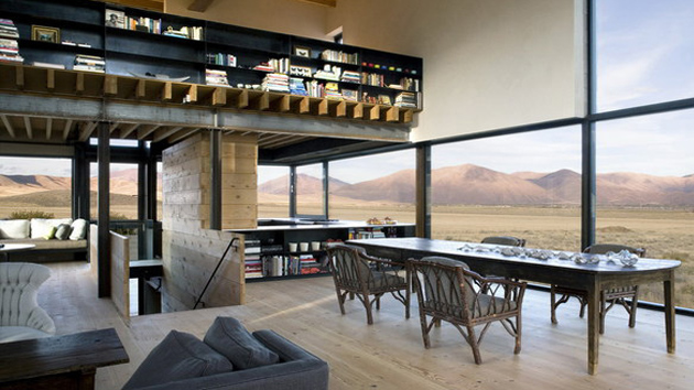 Outpost: A High Rise Home in the Desert of Bellevue,Idaho | Home Design ...