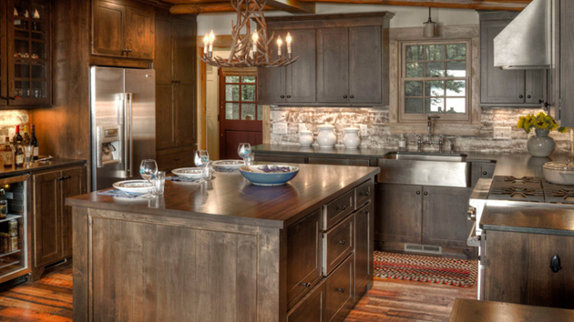 20 Fashionable Ways to Add Antler Chandeliers in the Kitchen | Home ...